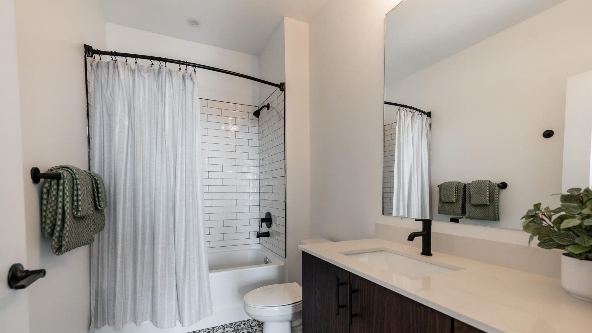 The Viceroy | Two Bedroom Student Apartment in Columbus, OH | Rambler